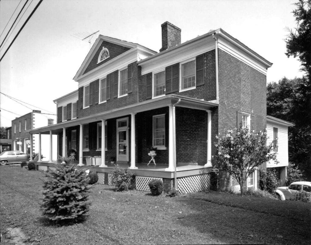 Buckingham Court House Historic District – DHR