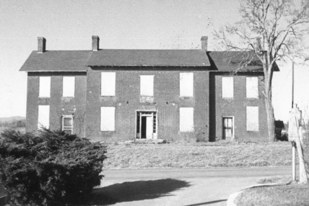 Old Grayson County Courthouse and Clerk’s Office – DHR