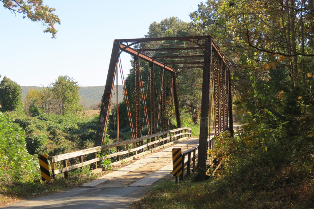 Oak Ridge Railroad Overpass – DHR