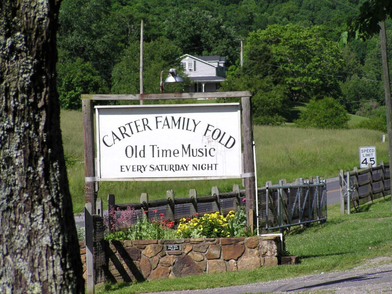 Maybelle and Ezra Carter House – DHR