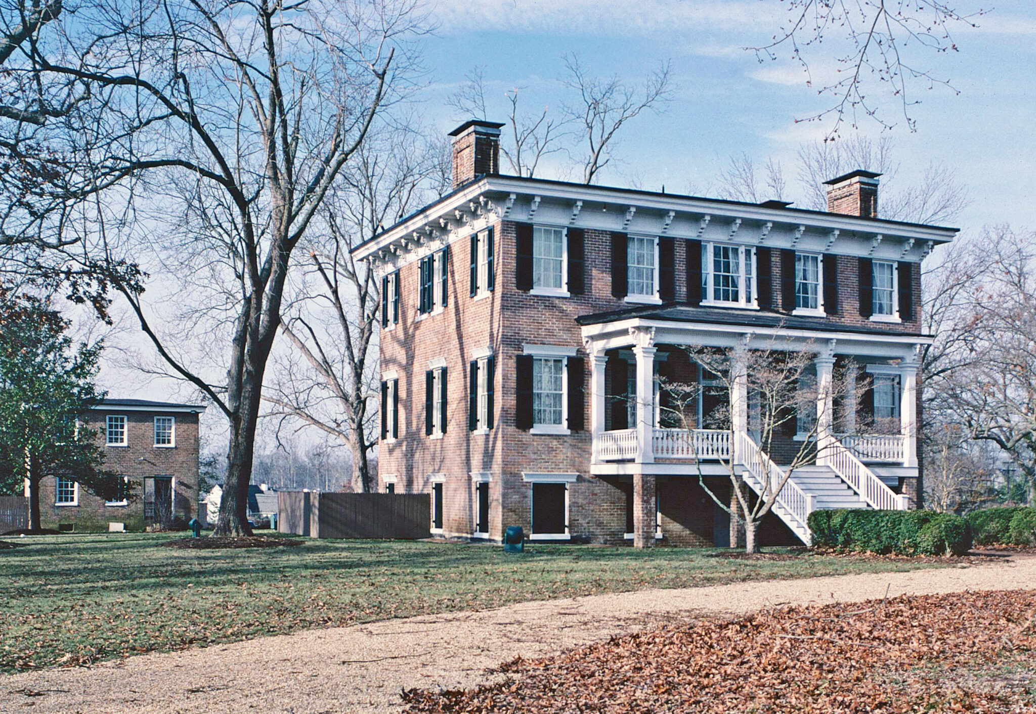 Lee Hall – DHR
