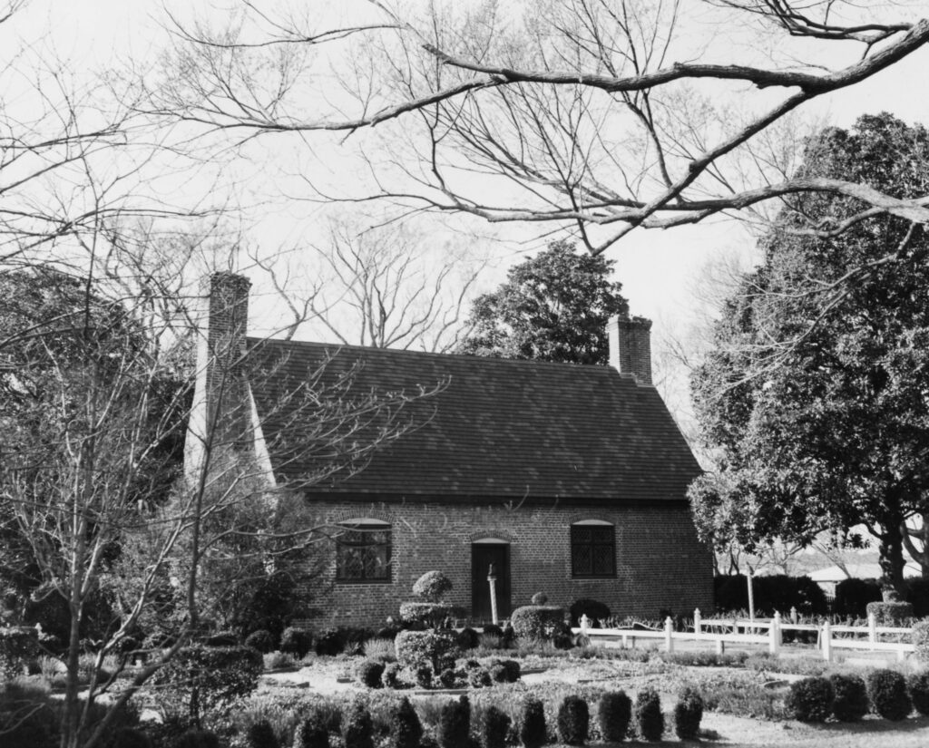 Adam Thoroughgood House – DHR
