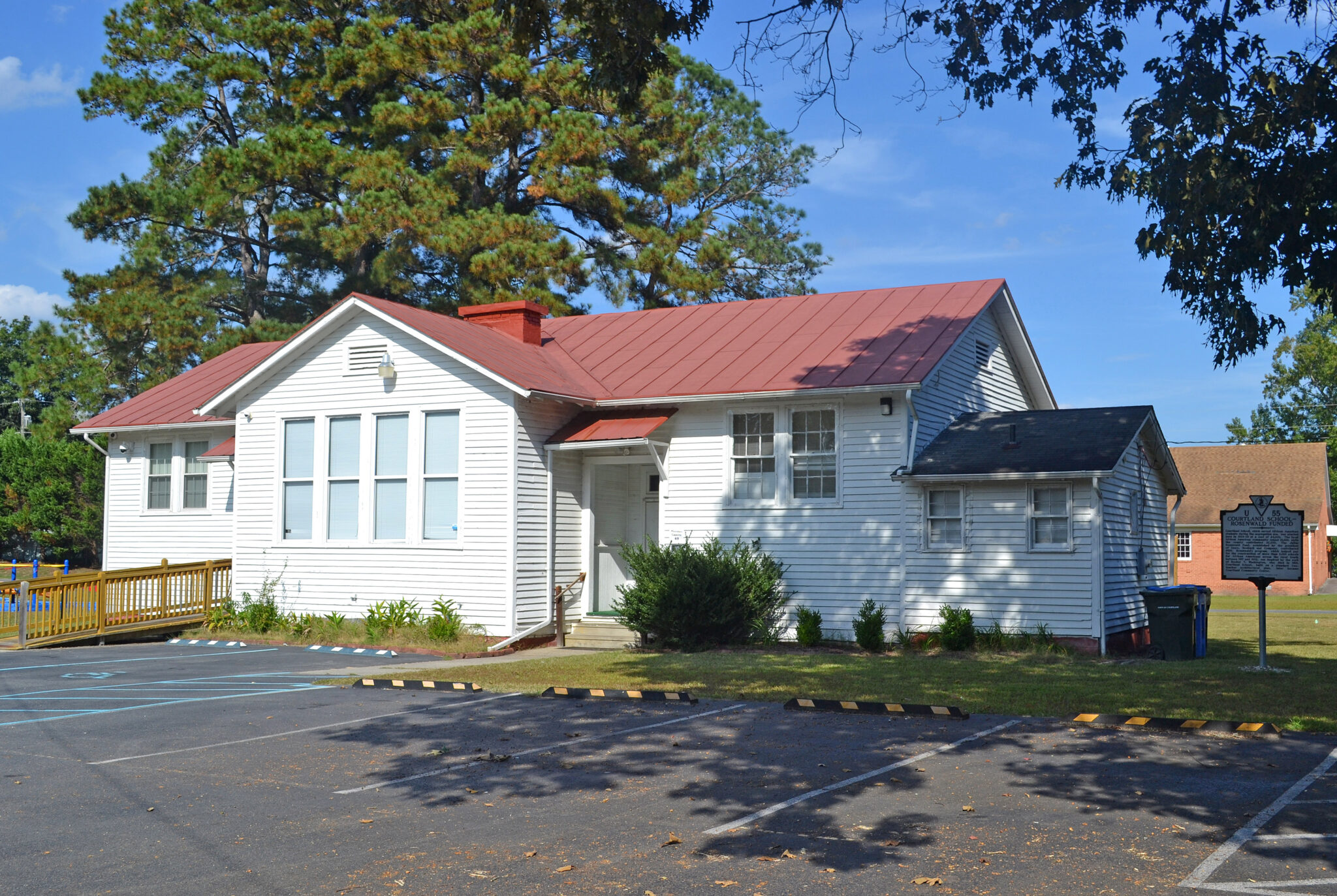 Courtland School – DHR