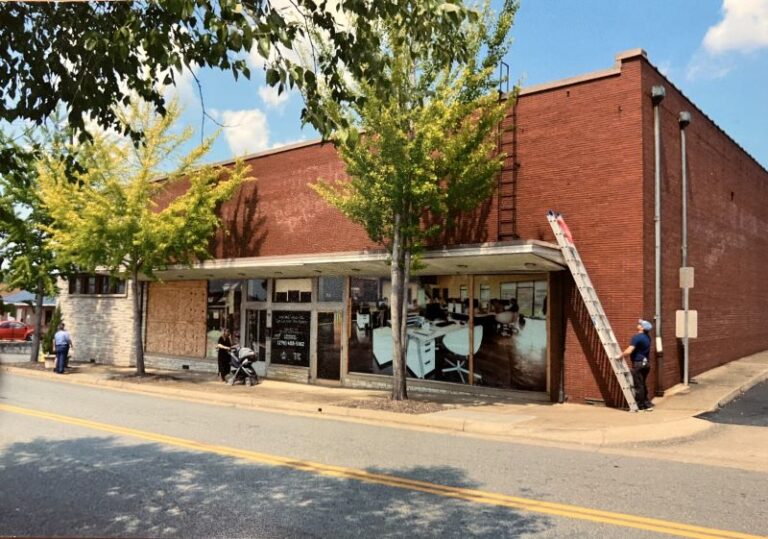 A Star Is Reborn: The Rehabilitation of Wytheville’s Millwald Theatre – DHR